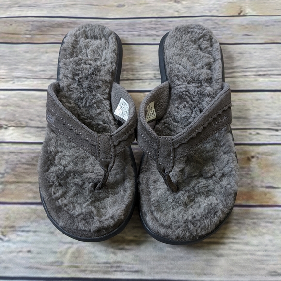 L.L. Bean | Shoes | Ll Bean Wicked Good Gray Sheepskin Flip Flops ...